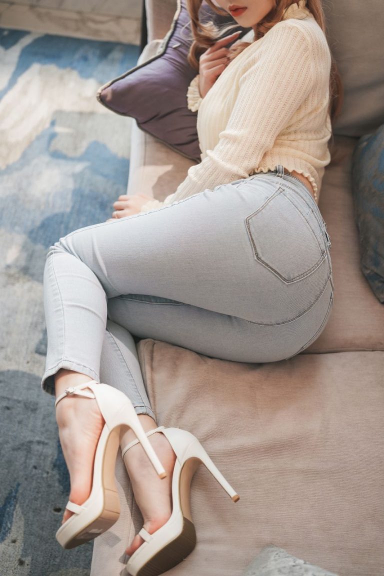 「rioko凉凉子」人妻 – 下班后视图(30P/3V/725MB) - 图萌社