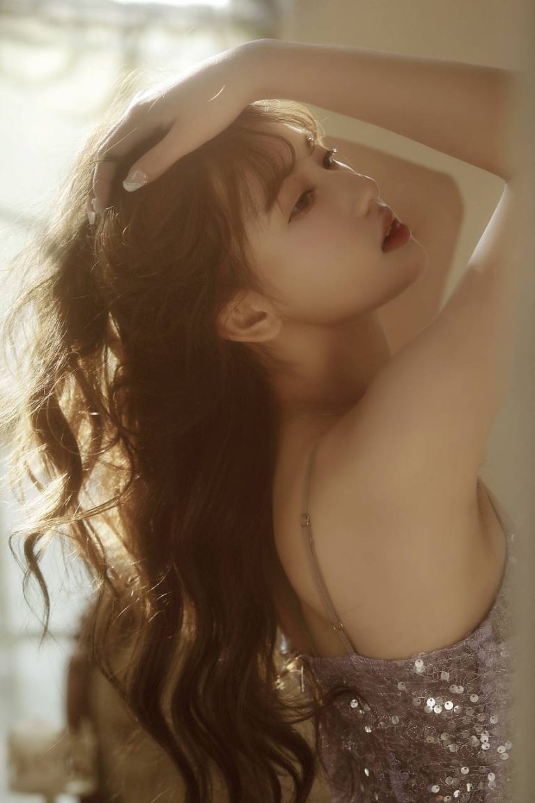 「怡子yiii」图片 – 紫蔷薇(20P/234MB) - 图萌社