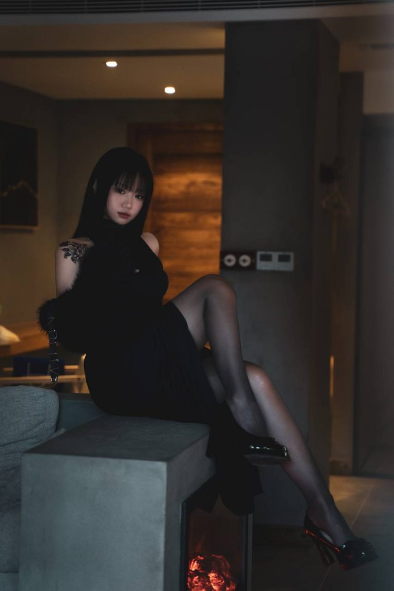 「柒柒要乖哦」图包 – 清寂(22P/308MB) - 图萌社