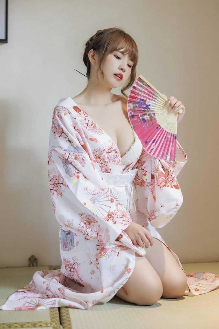 「颜值博主」张思允Nice – 樱花少女(54P/998MB) - 图萌社