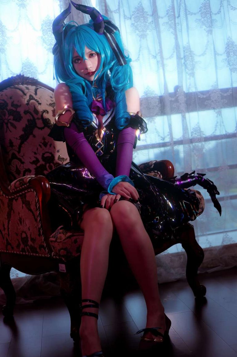 「疯猫ss」COS素材 – miku小恶魔(20P/437MB) - 图萌社